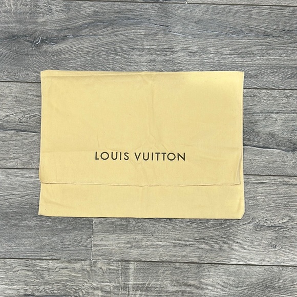 Louis Vuitton | Bags | Louis Vuitton Unisex Large Envelope Style ...